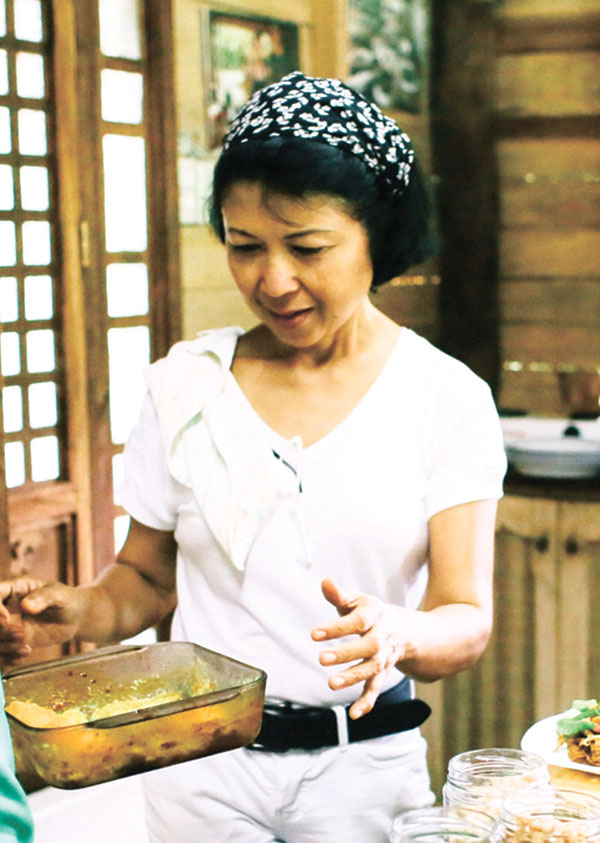 Health advocate writes cookbook for a positive lifestyle in Cebu - SunStar