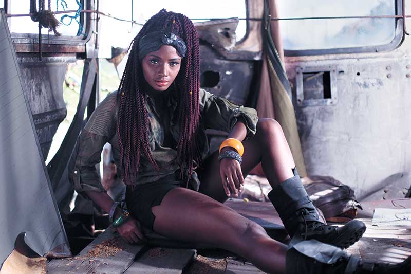 Understanding Posing - SunStar